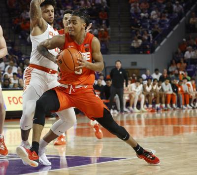NCAAM: Syracuse freshman Mintz puts name in for draft but keeps ...