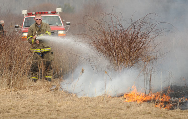 PHOTO: Bergen field fire | News | thedailynewsonline.com