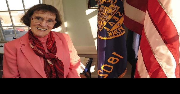 Ceding the seat | | thedailynewsonline.com