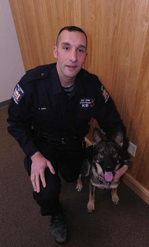New state police dog has nose for tracking | News | thedailynewsonline.com