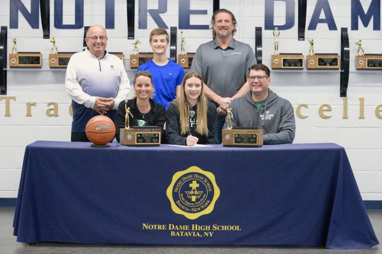 NCAAW: Notre Dame’s McCulley signs on with William Smith | Sports ...