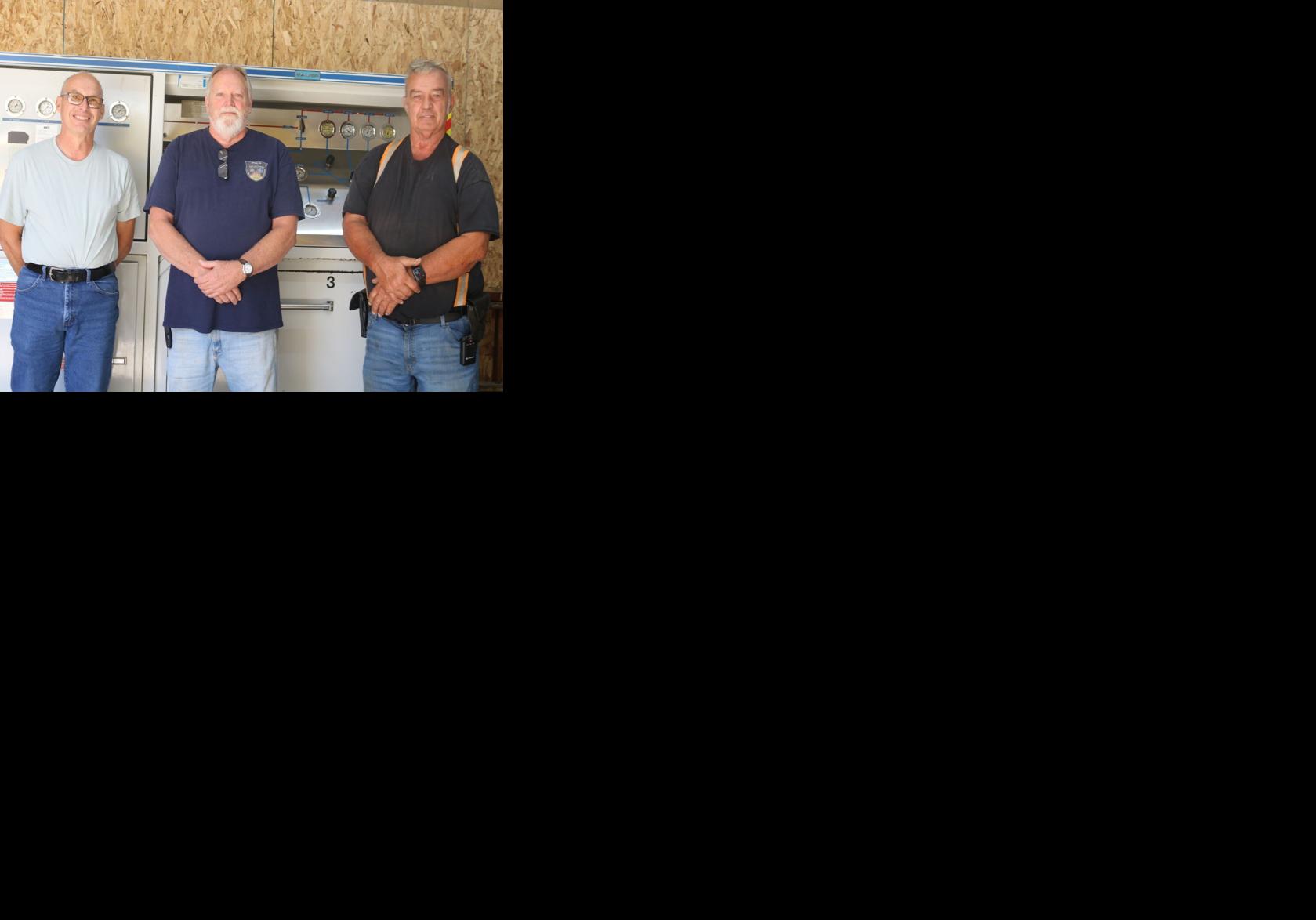 Still serving his hometown: Former chief helps Mount Morris ...