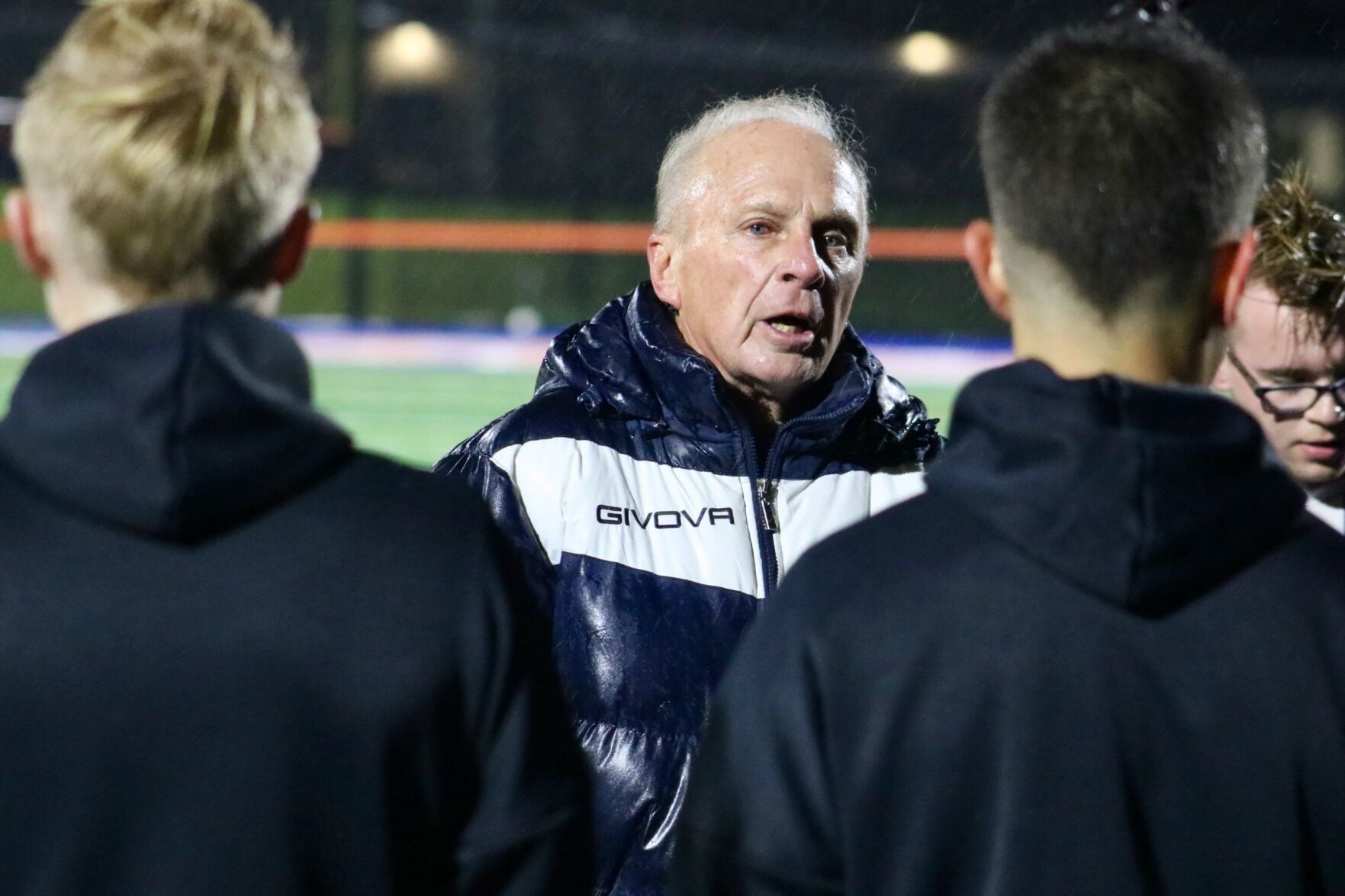 Coaching legend Ray Maxwell retires after illustrious career at Livonia ...
