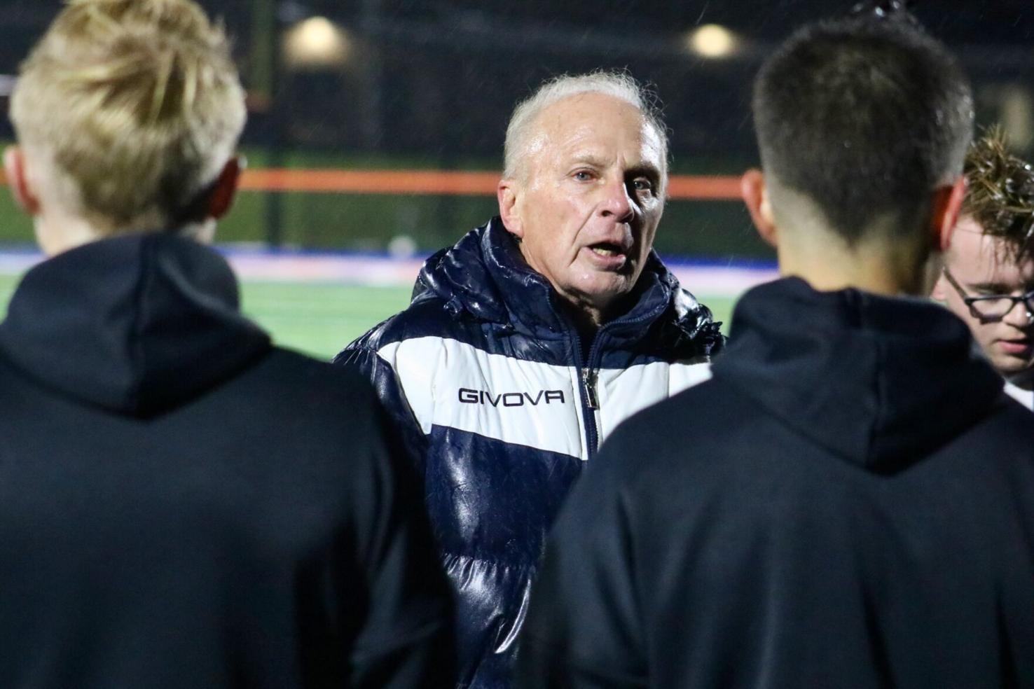 Coaching legend Ray Maxwell retires after illustrious career at Livonia ...