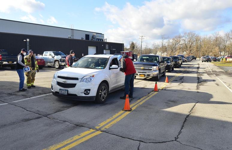 Windstorm aftermath: Residents count blessings in another day without ...