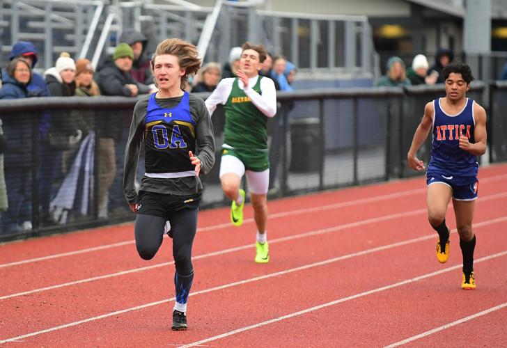 H.S. TRACK AND FIELD: Muntz, Luft, DelPriore lift O-A/E past ND ...