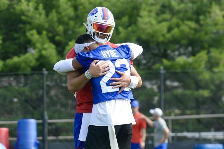 TRAINING CAMP TAKEAWAYS: Diggs speaks, positional battles begin, and ...