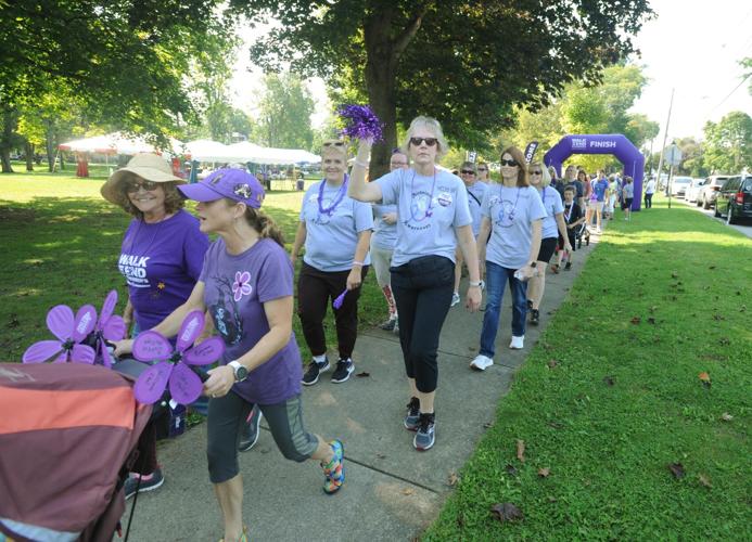 Hundreds attend 2024 Walk to End Alzheimer's Disease in Batavia | News | thedailynewsonline.com