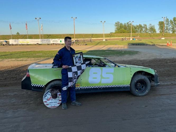 GENESEE RACEWAY: Noah Walker and Jeremy Wonderling Garner Victories ...