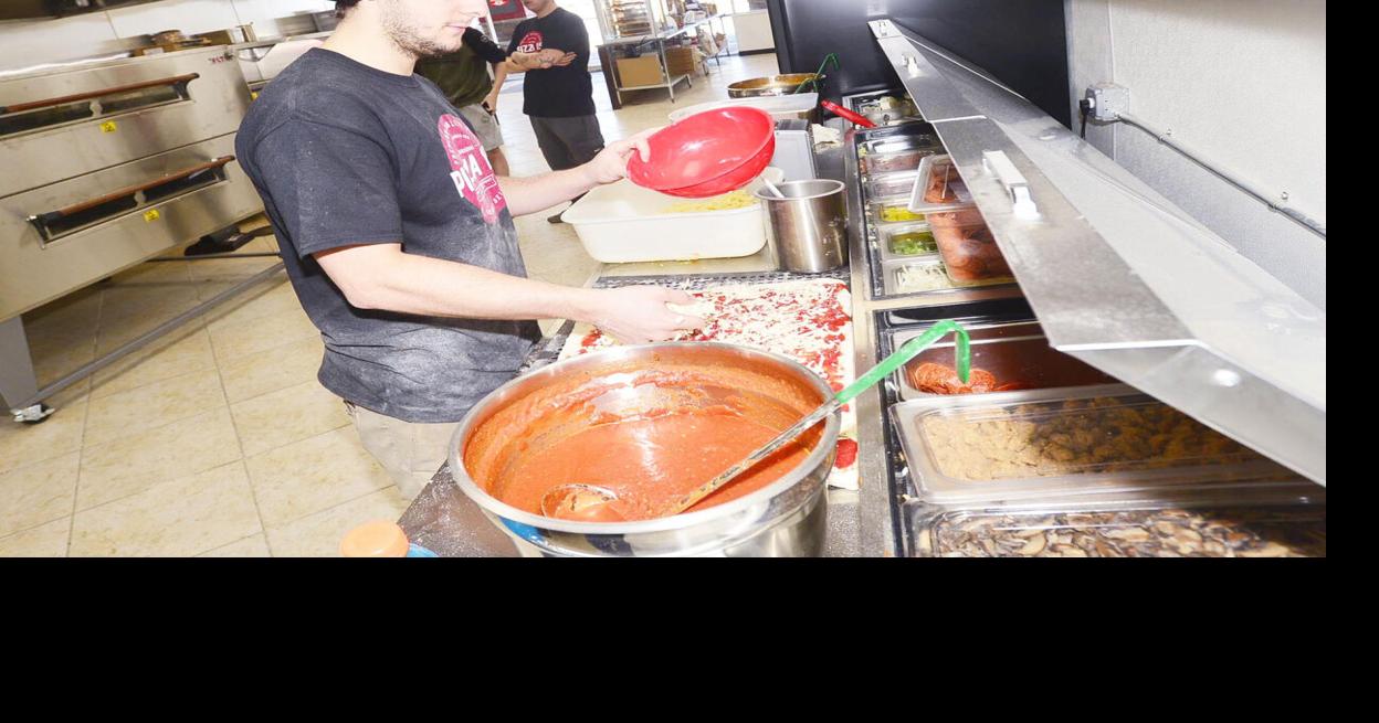 Pizza 151 opens Le Roy location | Top Story | thedailynewsonline.com