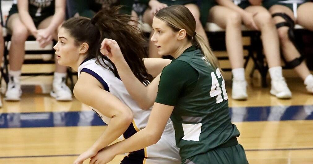 MCCULLEY VS. MCCULLEY: Notre Dame alumnae, Amelia, Callie square off on ...