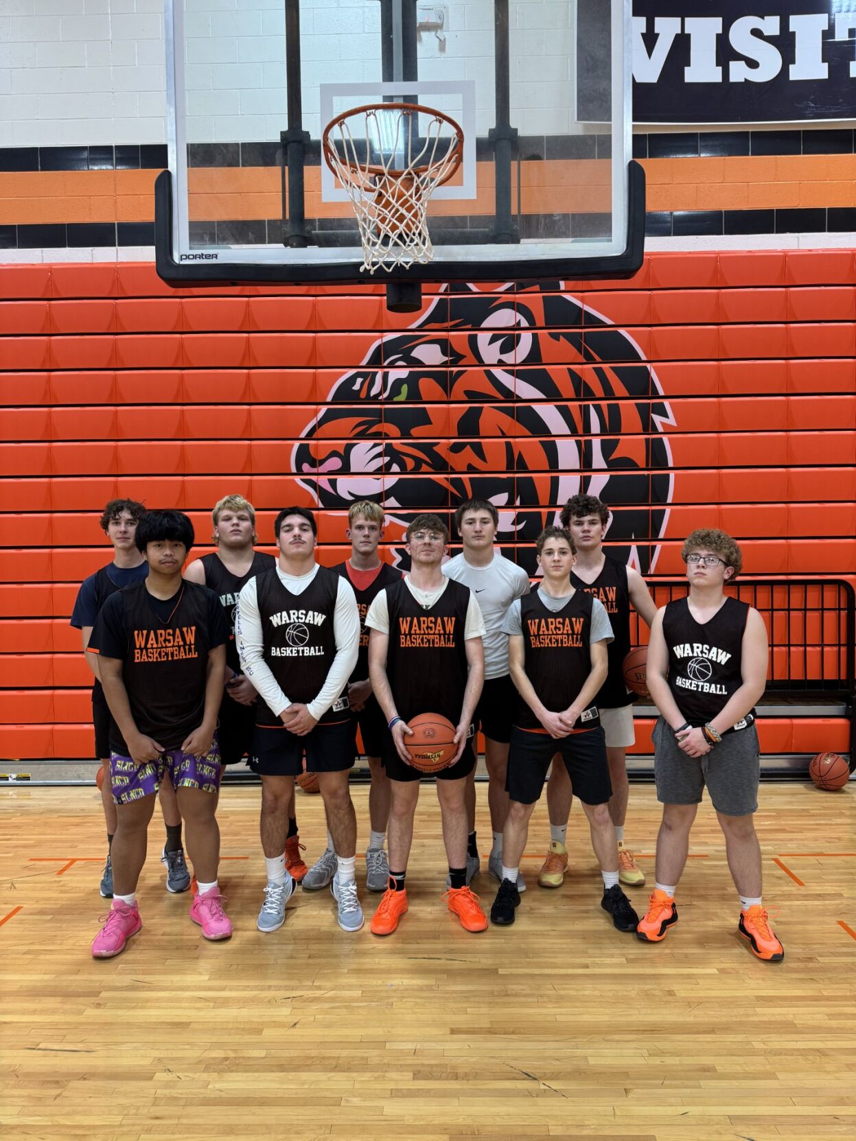 H.S. BOYS BASKETBALL: Merritt scores clutch basket late to capture nail ...