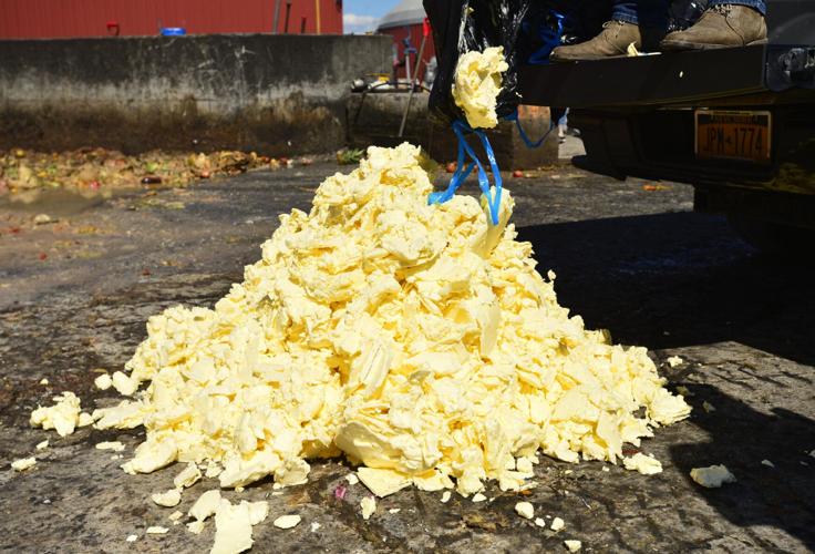 (WATCH) Meeting its fate: New York State Fair’s butter sculpture ...