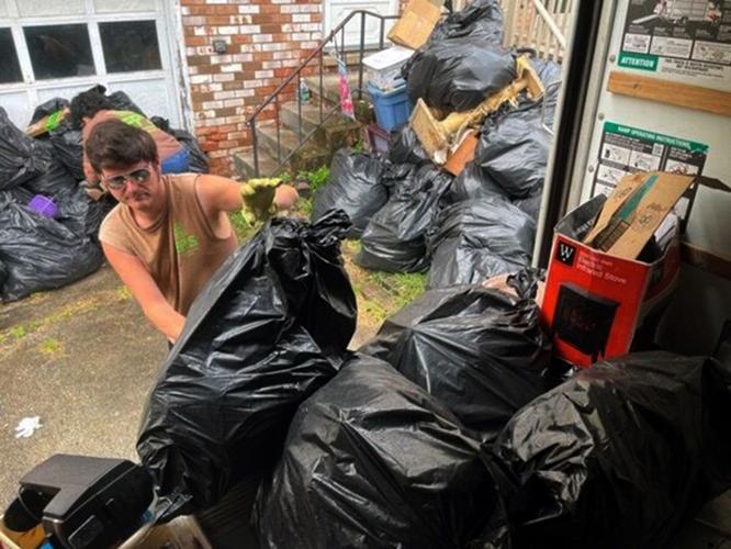 For seniors with hoarding disorder, a support group helps confront ...