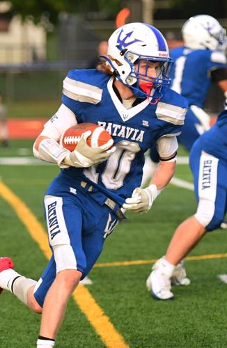 H.S. FOOTBALL: Mruczek leads Batavia second-half defensive onslaught in ...