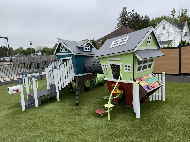 Great space to play: Robert Morris School dedicates new playground ...
