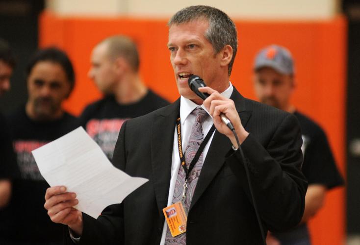 Paddock remembered at match | News | thedailynewsonline.com