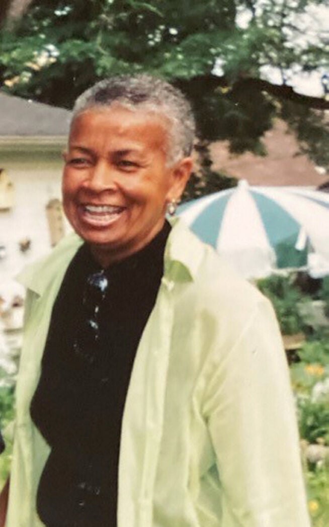 Veronica Terrell | Obituaries | thedailynewsonline.com