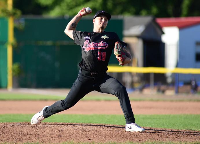 Muckdogs stay hot, use 6-run 8th inning to pull away from Newark ...