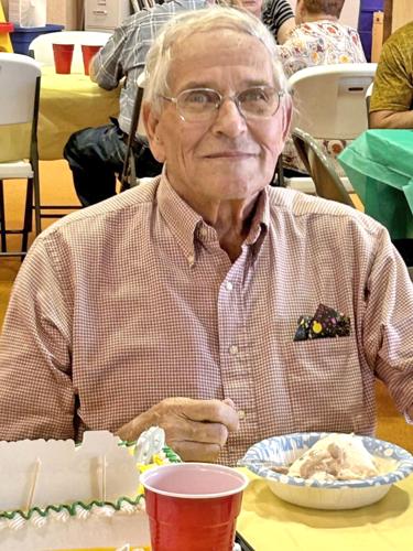 Nifty at 90: Knox man is farmer, 'cat with nine lives' | Community News ...