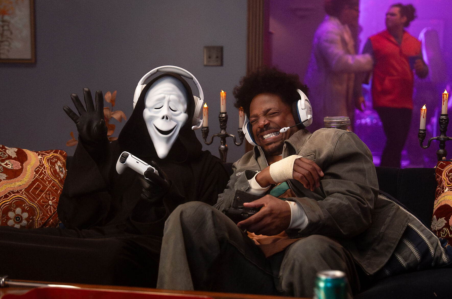 'Scary Movie' laughs its way to a first-place finish at the box office ...