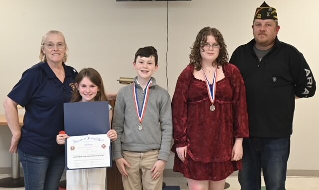 Franklin VFW honors essay winners | Community News | thederrick.com