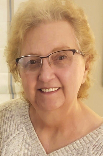 Maxine E. Struchen | Obituaries | thederrick.com