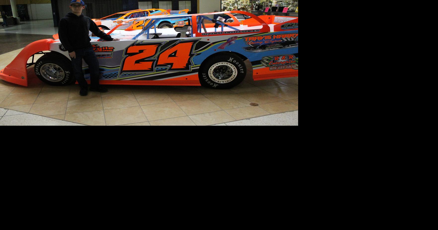 Tyler Wyant | Features | thederrick.com