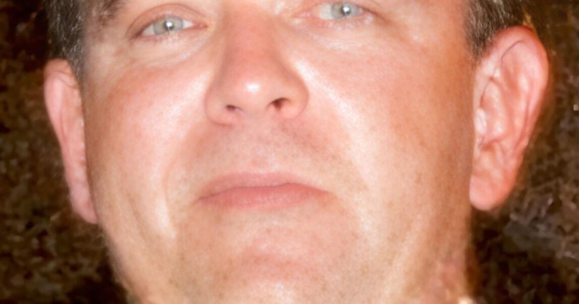 Paul E. Sloss | Obituaries | thederrick.com