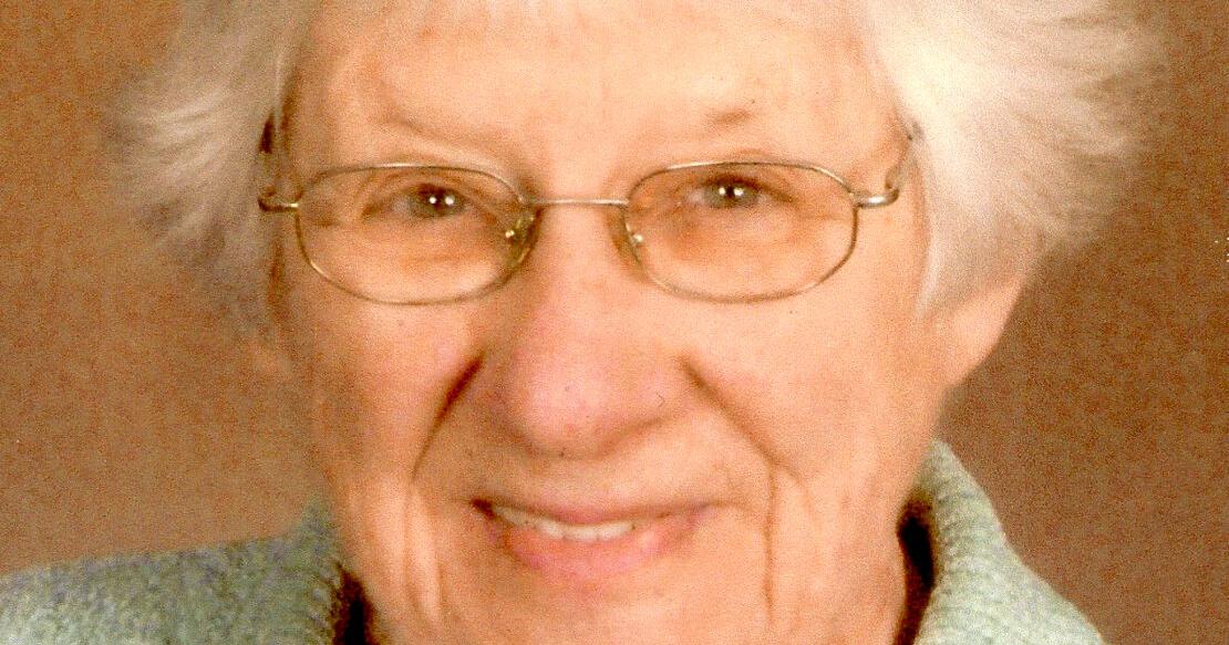 Maxine Hepler Perry | Obituaries | thederrick.com