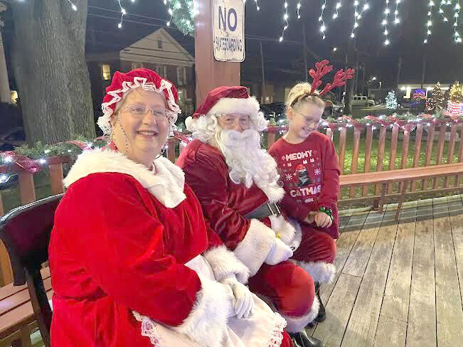 Santa arrives to kick off Christmas in Clarion | Community News ...