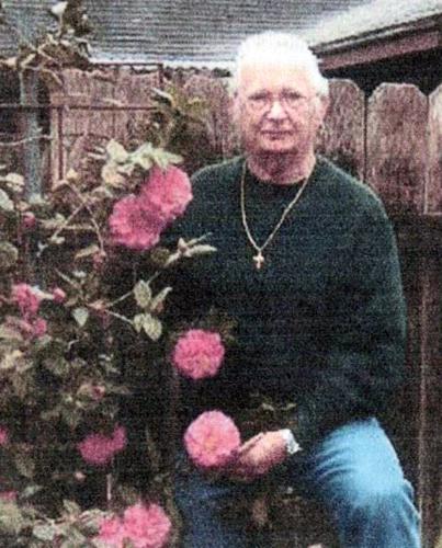 Robert James "Jim" Edwards | Obituaries | thederrick.com