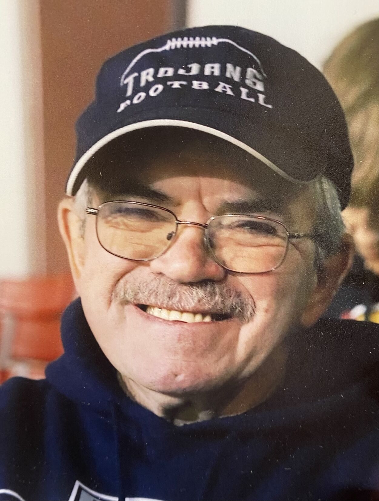 Kenneth E. "Ken" Hoffman | Obituaries | thederrick.com