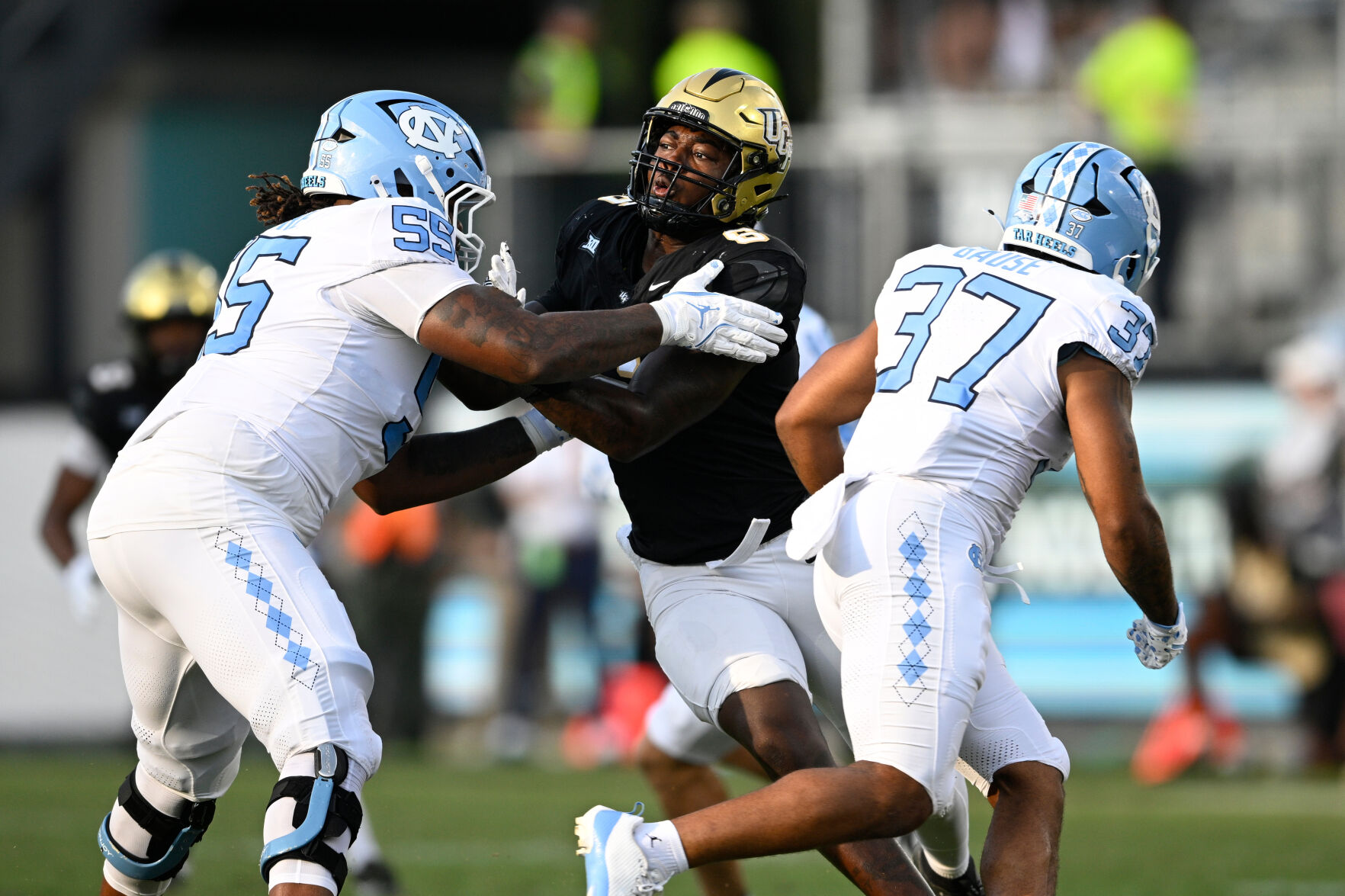 North Carolina UCF Football | Sports | thederrick.com