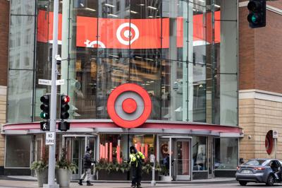 Target names Isaac Mizrahi to design role | Entertainment | thederrick.com