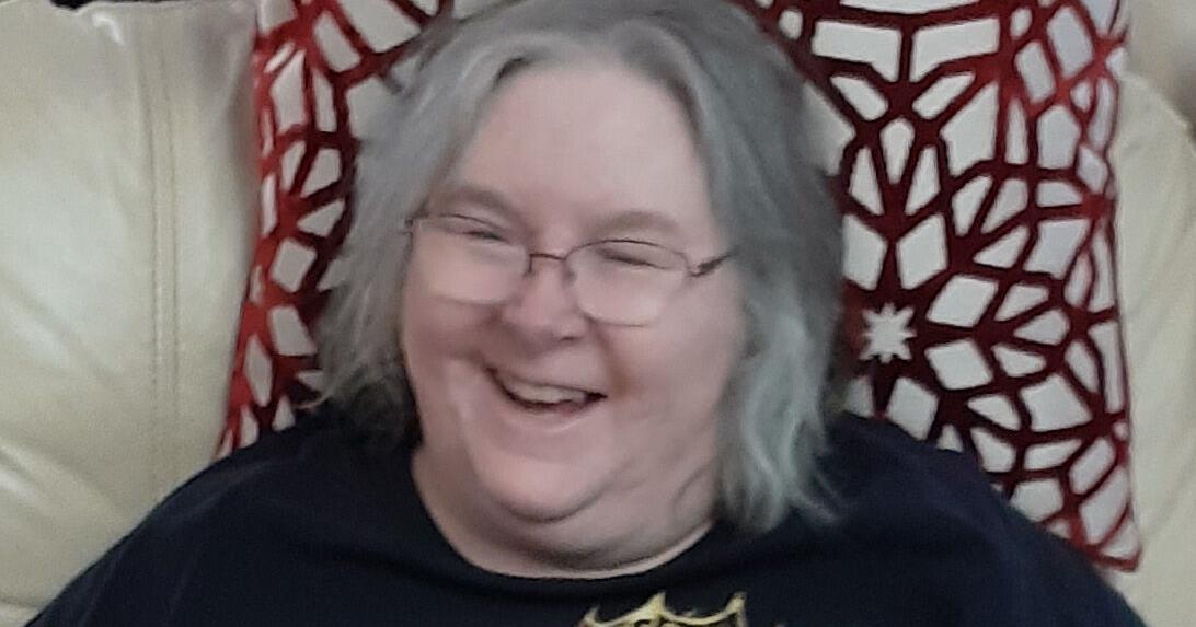 Molly D. Sanchez | Obituaries | thederrick.com