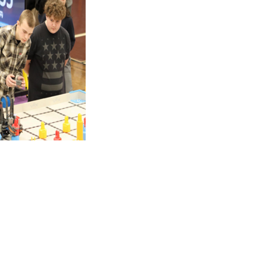 VEX Robotics showcases inventiveness, resourcefulness | Community News ...