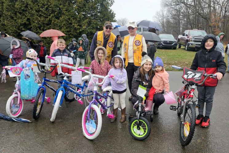 20 bikes given away at Easter egg hunt | Community News | thederrick.com
