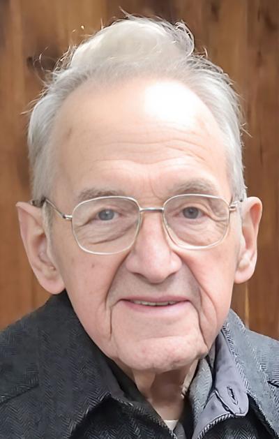 Ronald M. Hall | Obituaries | thederrick.com