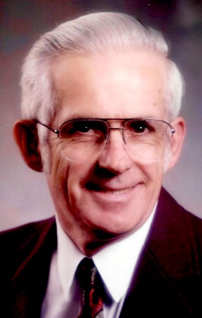 Gordon R. Davis | Obituaries | thederrick.com