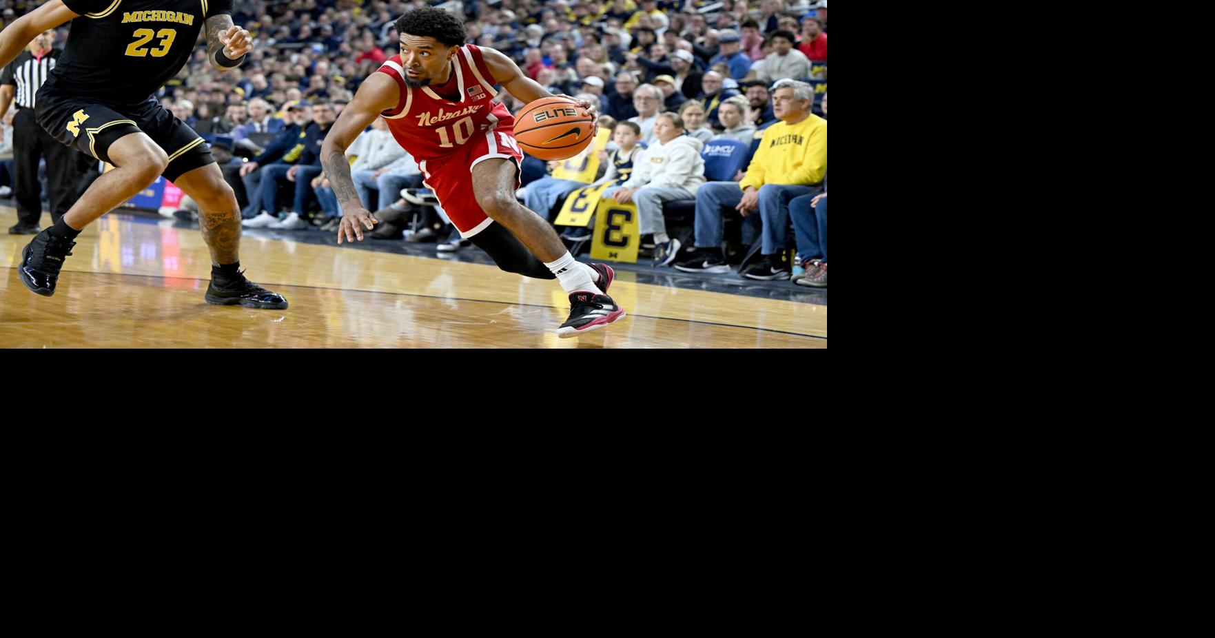 McKenney makes go-ahead layup as No. 3 Michigan hands No. 5 Nebraska ...