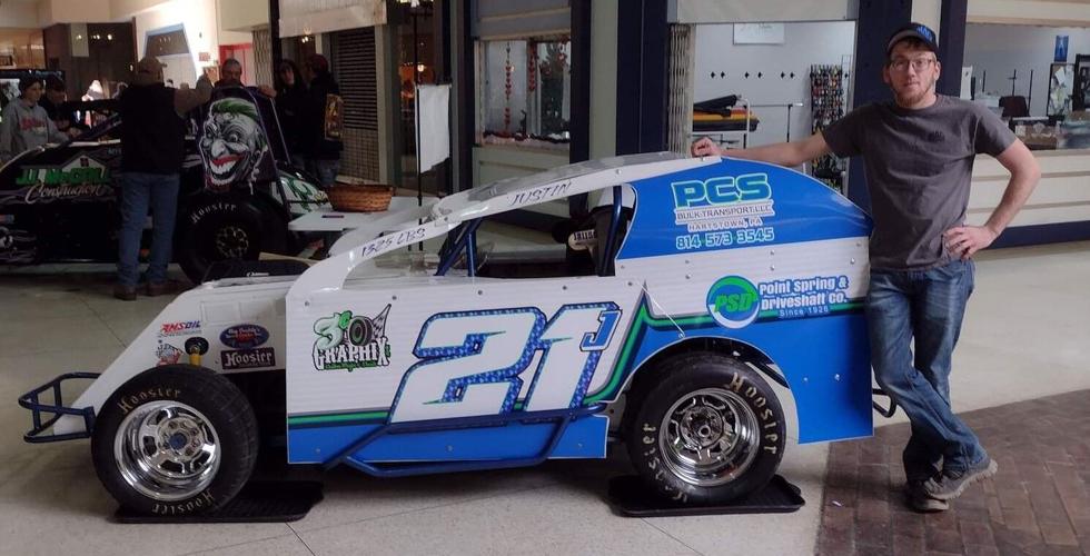 Racing 2022 | Features | thederrick.com