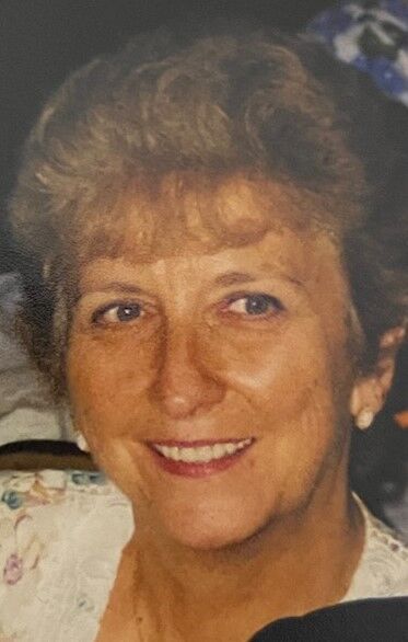 Janet Marie Blauser Lloyd | Obituaries | thederrick.com