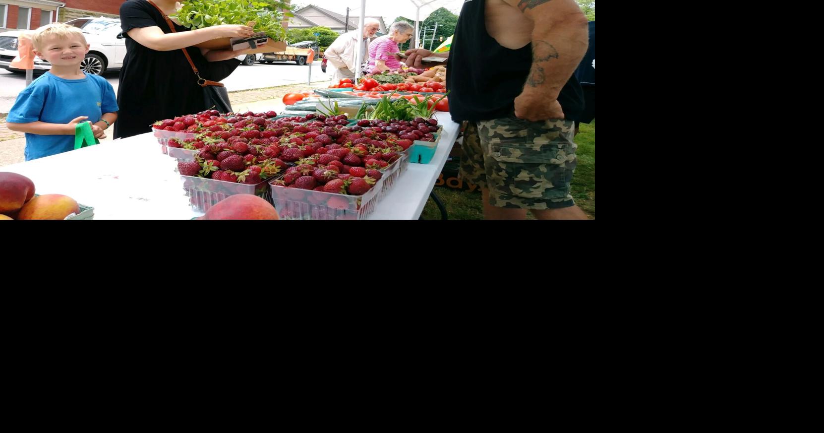 Lots of vendors and shoppers get OC market off to good start | Front ...