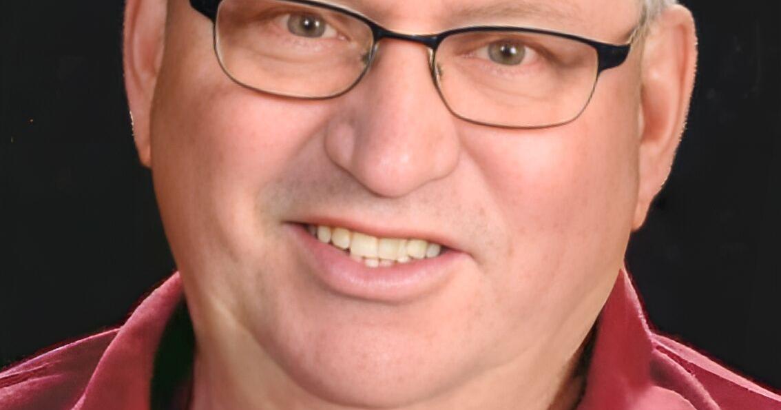 Clifford L. Cochran | Obituaries | thederrick.com