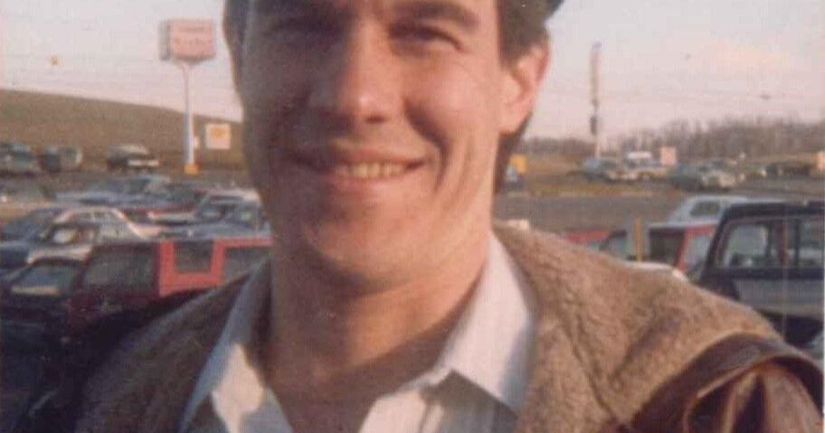Robert Milton McElravy | Obituaries | thederrick.com