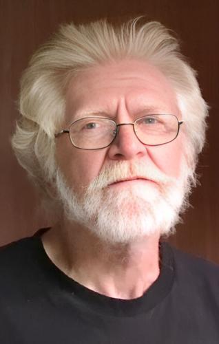 Lester Graham | Obituaries | thederrick.com