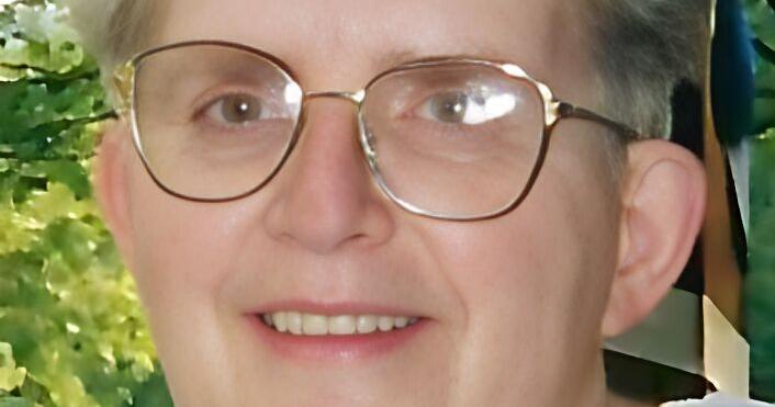 Dolores R. 'Dee' Groves | Obituaries | thederrick.com