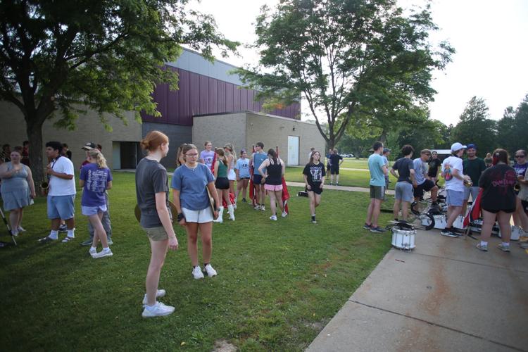 Franklin Black Knight Marching band prepares for Philadelphia parade ...