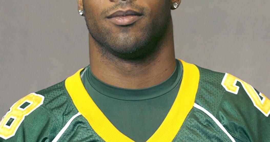 Former Eagle loops back around as coach | Sports | thedesertreview.com